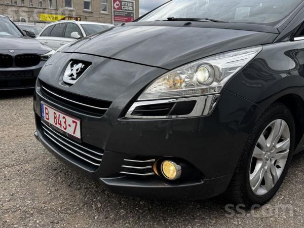 Pelēks Peugeot 5008 2013 Daugavpils, ar dzinēja tilpumu 2.00 L un nobraukumu 0 tūkst. km par 4500 €, foto 8 vietnē AUTOMOTO.COM.LV