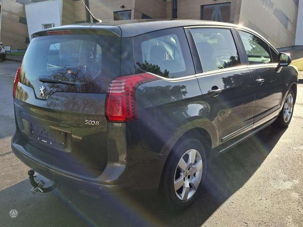 Pelēks Peugeot 5008 2013 Ukmergė, ar dzinēja tilpumu 1.60 L un nobraukumu 224 tūkst. km par 2999 €, foto 4 vietnē AUTOMOTO.COM.LV
