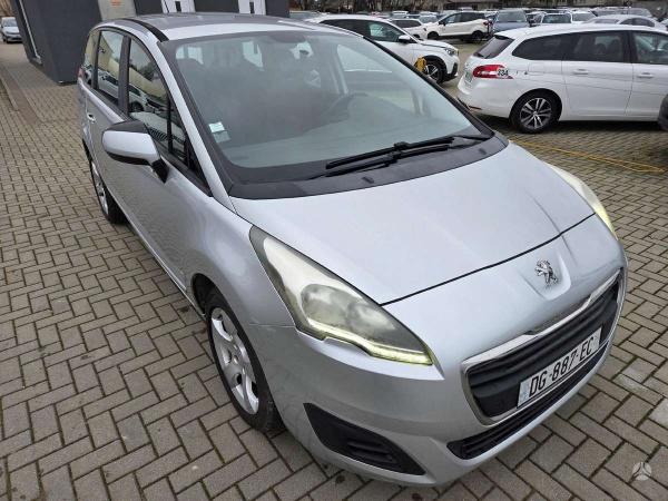 Grey Peugeot 5008 2014 in Taurage, with an engine capacity of 1.60 L and mileage of 228 thousand km for 5150 €, photo 11 on AUTOMOTO.COM.LV