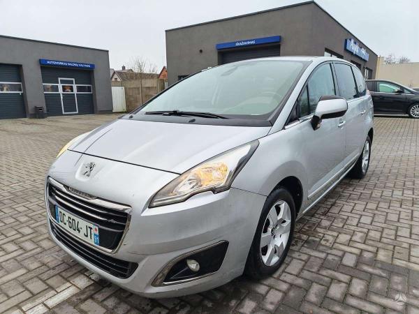 Pelēks Peugeot 5008 2014 Tauragė, ar dzinēja tilpumu 1.56 L un nobraukumu 124 tūkst. km par 4000 €, foto 1 vietnē AUTOMOTO.COM.LV
