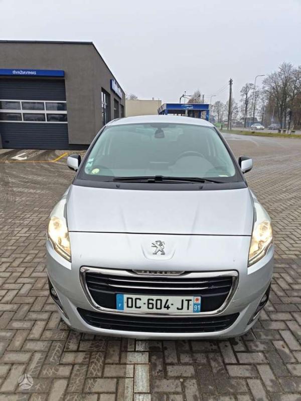 Pelēks Peugeot 5008 2014 Tauragė, ar dzinēja tilpumu 1.56 L un nobraukumu 124 tūkst. km par 4000 €, foto 3 vietnē AUTOMOTO.COM.LV