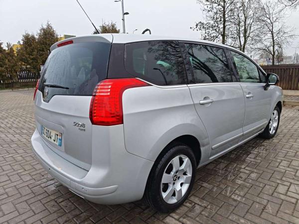 Pelēks Peugeot 5008 2014 Tauragė, ar dzinēja tilpumu 1.56 L un nobraukumu 124 tūkst. km par 4000 €, foto 5 vietnē AUTOMOTO.COM.LV