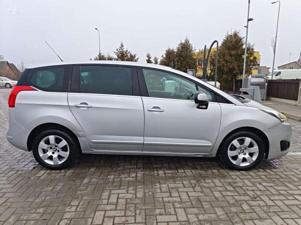 Pelēks Peugeot 5008 2014 Tauragė, ar dzinēja tilpumu 1.56 L un nobraukumu 124 tūkst. km par 4000 €, foto 6 vietnē AUTOMOTO.COM.LV