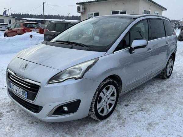 Pelēks Peugeot 5008 2014 Viļņa, ar dzinēja tilpumu 1.56 L un nobraukumu 240 tūkst. km par 5900 €, foto 1 vietnē AUTOMOTO.COM.LV