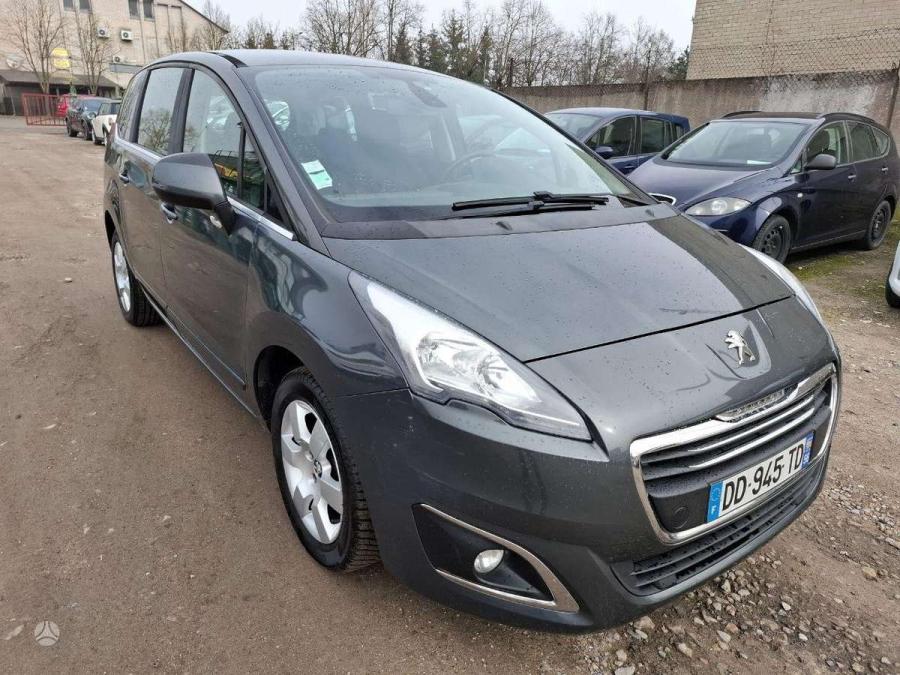 Pelēks Peugeot 5008 2014 Tauragė, ar dzinēja tilpumu 2.00 L un nobraukumu 231 tūkst. km par 4000 €, foto 4 vietnē AUTOMOTO.COM.LV