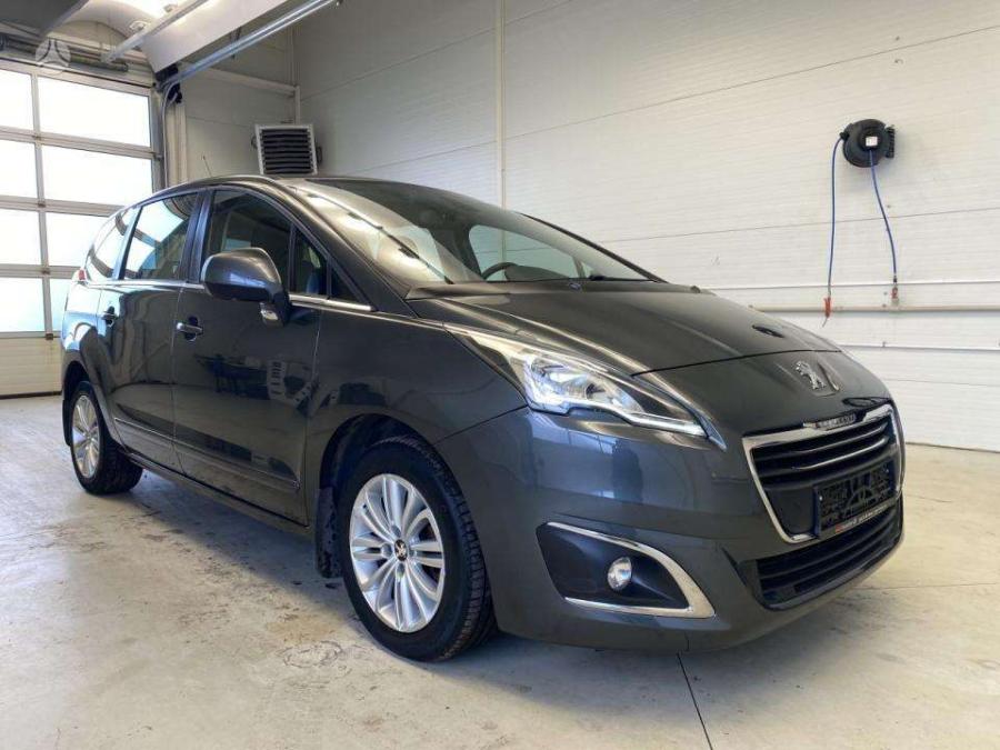 Pelēks Peugeot 5008 2014 Radviliškis, ar dzinēja tilpumu 1.56 L un nobraukumu 223 tūkst. km par 5750 €, foto 2 vietnē AUTOMOTO.COM.LV