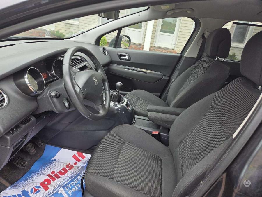 Grey Peugeot 5008 2014 in Vilnius, with an engine capacity of 1.56 L and mileage of 216 thousand km for 4600 €, photo 10 on AUTOMOTO.COM.LV
