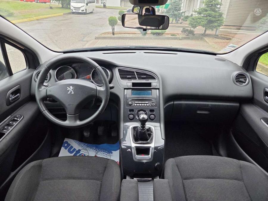 Grey Peugeot 5008 2014 in Vilnius, with an engine capacity of 1.56 L and mileage of 216 thousand km for 4600 €, photo 11 on AUTOMOTO.COM.LV