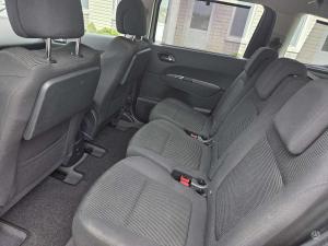 Grey Peugeot 5008 2014 in Vilnius, with an engine capacity of 1.56 L and mileage of 216 thousand km for 4600 €, photo 16 on AUTOMOTO.COM.LV