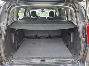 Grey Peugeot 5008 2014 in Vilnius, with an engine capacity of 1.56 L and mileage of 216 thousand km for 4600 €, photo 18 on AUTOMOTO.COM.LV