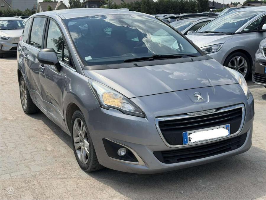 Pelēks Peugeot 5008 2014 Tauragė, ar dzinēja tilpumu 1.56 L un nobraukumu 259 tūkst. km par 3600 €, foto 3 vietnē AUTOMOTO.COM.LV