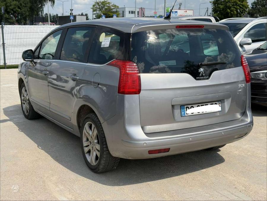 Pelēks Peugeot 5008 2014 Tauragė, ar dzinēja tilpumu 1.56 L un nobraukumu 259 tūkst. km par 3600 €, foto 5 vietnē AUTOMOTO.COM.LV