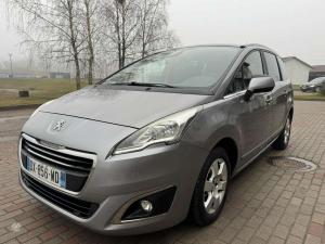 Pelēks Peugeot 5008 2015 Viļņa, ar dzinēja tilpumu 1.56 L un nobraukumu 233 tūkst. km par 6200 €, foto  vietnē AUTOMOTO.COM.LV