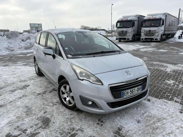 Pelēks Peugeot 5008 2015 Tauragė, ar dzinēja tilpumu 1.56 L un nobraukumu 210 tūkst. km par 4950 €, foto 1 vietnē AUTOMOTO.COM.LV