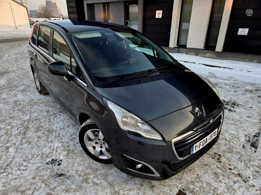 Pelēks Peugeot 5008 2015 Kauņa, ar dzinēja tilpumu 1.56 L un nobraukumu 245 tūkst. km par 4999 €, foto 3 vietnē AUTOMOTO.COM.LV