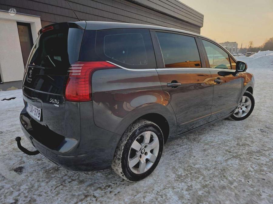 Pelēks Peugeot 5008 2015 Kauņa, ar dzinēja tilpumu 1.56 L un nobraukumu 245 tūkst. km par 4999 €, foto 7 vietnē AUTOMOTO.COM.LV