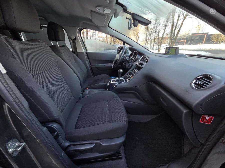 Pelēks Peugeot 5008 2015 Kauņa, ar dzinēja tilpumu 1.56 L un nobraukumu 245 tūkst. km par 4999 €, foto 10 vietnē AUTOMOTO.COM.LV