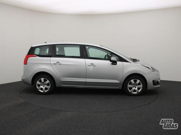 Pelēks Peugeot 5008 2015 Viļņa, ar dzinēja tilpumu 1.60 L un nobraukumu 186 tūkst. km par 6799 €, foto 9 vietnē AUTOMOTO.COM.LV