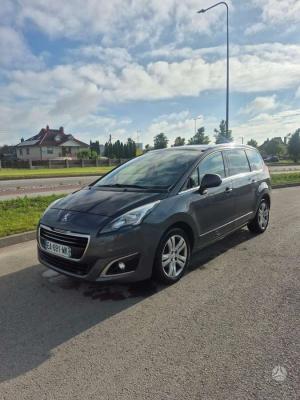Серый Пежо 5008 2015 в Таураге, объемом двигателя 2.00 л и пробегом 265 тыс. км за 4300 €, фото  на AUTOMOTO.COM.LV