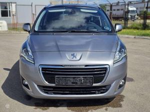Grey Peugeot 5008 2015 in Rokiskis, with an engine capacity of 1.56 L and mileage of 209 thousand km for 5250 €, photo 3 on AUTOMOTO.COM.LV