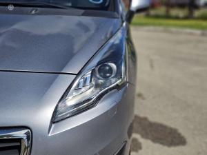 Grey Peugeot 5008 2015 in Rokiskis, with an engine capacity of 1.56 L and mileage of 209 thousand km for 5250 €, photo 12 on AUTOMOTO.COM.LV