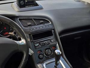 Grey Peugeot 5008 2015 in Rokiskis, with an engine capacity of 1.56 L and mileage of 209 thousand km for 5250 €, photo 20 on AUTOMOTO.COM.LV