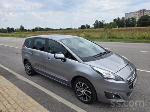 Pelēks Peugeot 5008 2015 Rīga, ar dzinēja tilpumu 2.00 L un nobraukumu 259 tūkst. km par 6500 €, foto 3 vietnē AUTOMOTO.COM.LV