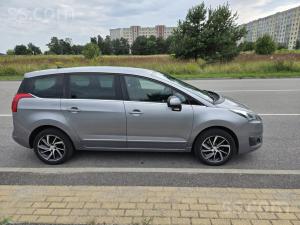 Pelēks Peugeot 5008 2015 Rīga, ar dzinēja tilpumu 2.00 L un nobraukumu 259 tūkst. km par 6500 €, foto 4 vietnē AUTOMOTO.COM.LV