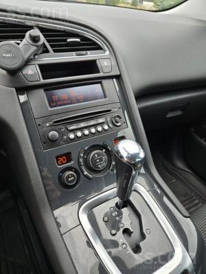 Pelēks Peugeot 5008 2015 Rīga, ar dzinēja tilpumu 2.00 L un nobraukumu 259 tūkst. km par 6500 €, foto 8 vietnē AUTOMOTO.COM.LV