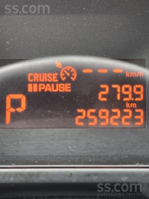 Pelēks Peugeot 5008 2015 Rīga, ar dzinēja tilpumu 2.00 L un nobraukumu 259 tūkst. km par 6500 €, foto 13 vietnē AUTOMOTO.COM.LV