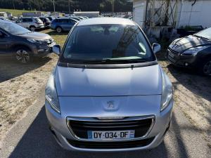 Pelēks Peugeot 5008 2015 Viļņa, ar dzinēja tilpumu 1.56 L un nobraukumu 240 tūkst. km par 5600 €, foto 15 vietnē AUTOMOTO.COM.LV