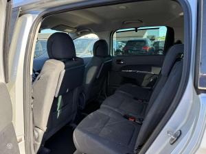 Pelēks Peugeot 5008 2015 Viļņa, ar dzinēja tilpumu 1.56 L un nobraukumu 240 tūkst. km par 5600 €, foto 19 vietnē AUTOMOTO.COM.LV