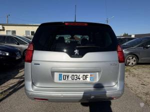 Pelēks Peugeot 5008 2015 Viļņa, ar dzinēja tilpumu 1.56 L un nobraukumu 240 tūkst. km par 5600 €, foto 21 vietnē AUTOMOTO.COM.LV