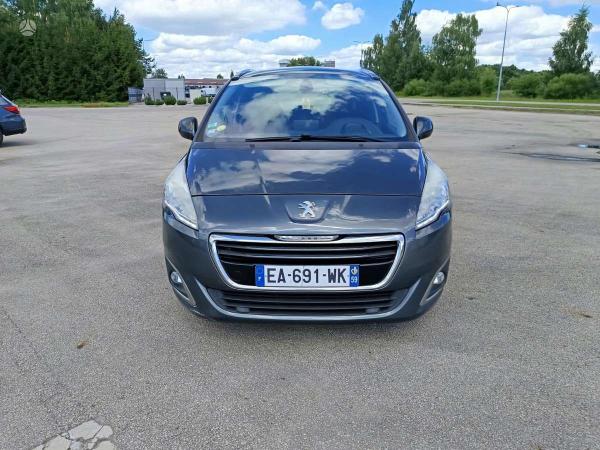 Pelēks Peugeot 5008 2015 Tauragė, ar dzinēja tilpumu 2.00 L un nobraukumu 265 tūkst. km par 3800 €, foto 5 vietnē AUTOMOTO.COM.LV