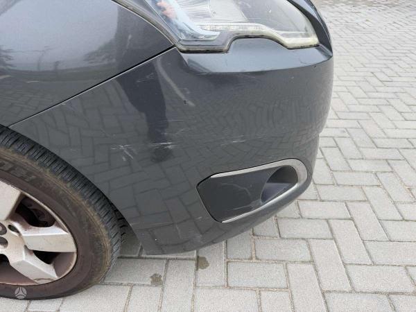 Grey Peugeot 5008 2015 in Taurage, with an engine capacity of 1.56 L and mileage of 320 thousand km for 3500 €, photo 10 on AUTOMOTO.COM.LV