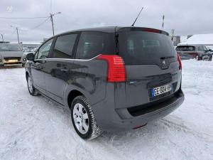 Pelēks Peugeot 5008 2016 Viļņa, ar dzinēja tilpumu 1.56 L un nobraukumu 210 tūkst. km par 6300 €, foto 4 vietnē AUTOMOTO.COM.LV