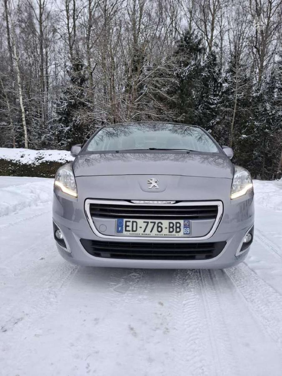 Pelēks Peugeot 5008 2016 Pasvalys, ar dzinēja tilpumu 1.20 L un nobraukumu 107 tūkst. km par 5900 €, foto 2 vietnē AUTOMOTO.COM.LV