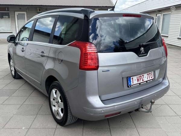 Pelēks Peugeot 5008 2016 Viļņa, ar dzinēja tilpumu 1.56 L un nobraukumu 270 tūkst. km par 5600 €, foto 5 vietnē AUTOMOTO.COM.LV