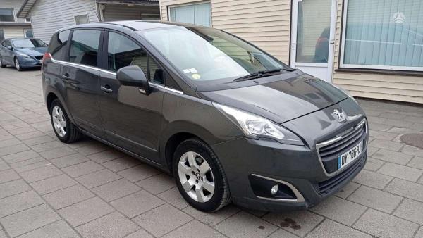 Grey Peugeot 5008 2016 in Vilnius, with an engine capacity of 1.56 L and mileage of 214 thousand km for 5500 €, photo 3 on AUTOMOTO.COM.LV