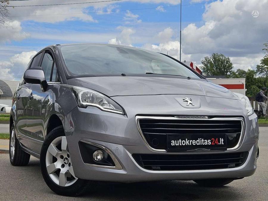 Pelēks Peugeot 5008 2016 Šauļi, ar dzinēja tilpumu 1.20 L un nobraukumu 200 tūkst. km par 5450 €, foto 1 vietnē AUTOMOTO.COM.LV