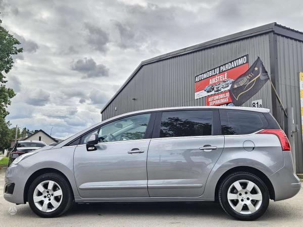 Grey Peugeot 5008 2016 in Siauliai, with an engine capacity of 1.20 L and mileage of 200 thousand km for 5450 €, photo 6 on AUTOMOTO.COM.LV