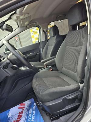 Pelēks Peugeot 5008 2016 Šauļi, ar dzinēja tilpumu 1.20 L un nobraukumu 200 tūkst. km par 5450 €, foto 17 vietnē AUTOMOTO.COM.LV