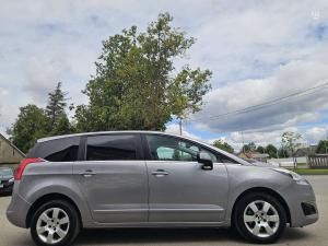 Pelēks Peugeot 5008 2016 Šauļi, ar dzinēja tilpumu 1.20 L un nobraukumu 200 tūkst. km par 5250 €, foto 8 vietnē AUTOMOTO.COM.LV