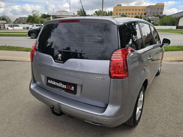 Grey Peugeot 5008 2016 in Siauliai, with an engine capacity of 1.20 L and mileage of 200 thousand km for 4950 €, photo 6 on AUTOMOTO.COM.LV
