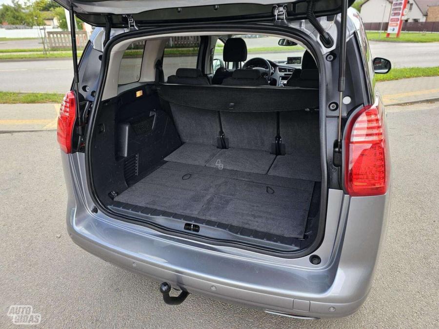 Pelēks Peugeot 5008 2016 Šauļi, ar dzinēja tilpumu 1.20 L un nobraukumu 200 tūkst. km par 4950 €, foto 11 vietnē AUTOMOTO.COM.LV