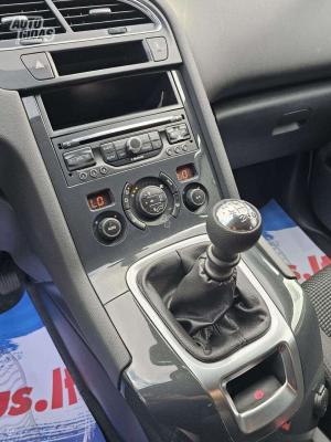 Pelēks Peugeot 5008 2016 Šauļi, ar dzinēja tilpumu 1.20 L un nobraukumu 200 tūkst. km par 4950 €, foto 17 vietnē AUTOMOTO.COM.LV