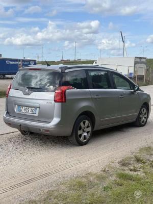 Pelēks Peugeot 5008 2016 Viļņa, ar dzinēja tilpumu 1.56 L un nobraukumu 215 tūkst. km par 5300 €, foto 5 vietnē AUTOMOTO.COM.LV