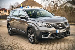 Grey Peugeot 5008 2018 in Riga, with an engine capacity of 1.50 L and mileage of 122 thousand km for 14990 €, photo 4 on AUTOMOTO.COM.LV