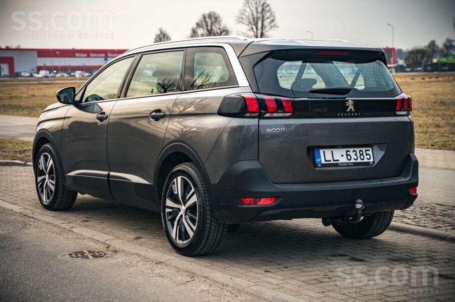 Grey Peugeot 5008 2018 in Riga, with an engine capacity of 1.50 L and mileage of 122 thousand km for 14990 €, photo 7 on AUTOMOTO.COM.LV
