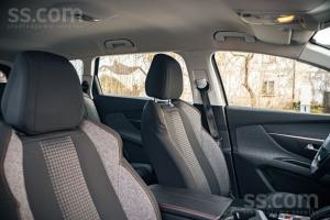 Grey Peugeot 5008 2018 in Riga, with an engine capacity of 1.50 L and mileage of 122 thousand km for 14990 €, photo 11 on AUTOMOTO.COM.LV